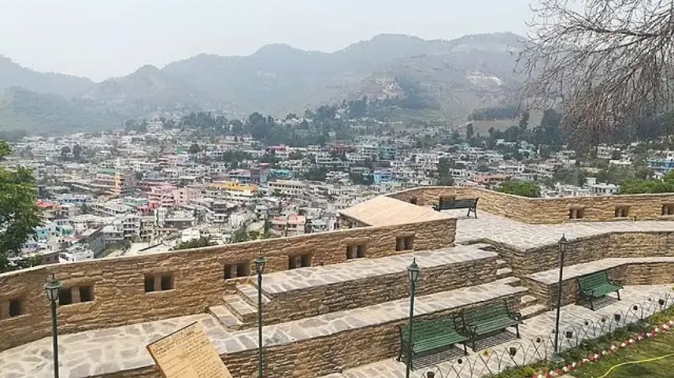 Pithoragarh london fort situated in centre of made by gorkha in 18th ...