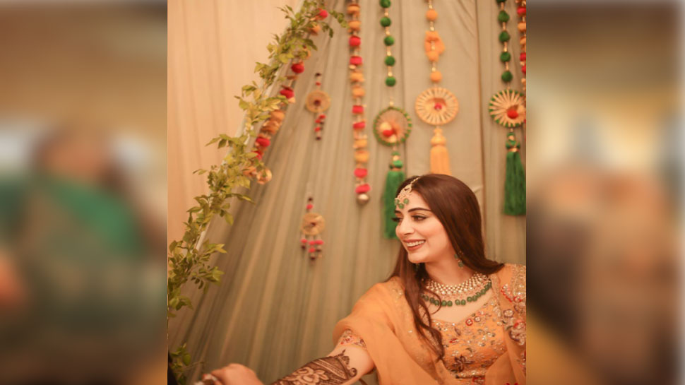 Ex Husband of Tina Dabi IAS Athar Aamir Khan second wife Dr Mahreen ...