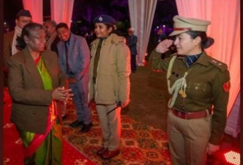 IPS Rachita Juyal Yashasvi love story wedding photos viral on internet ...