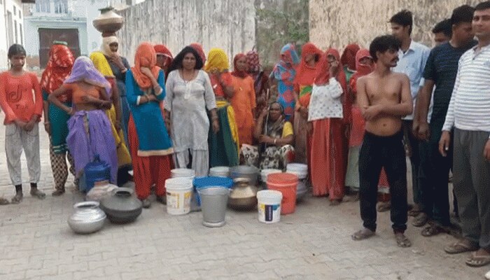 Lover couple commits suicide by hanging In Tree Rajasthan Crime News ...