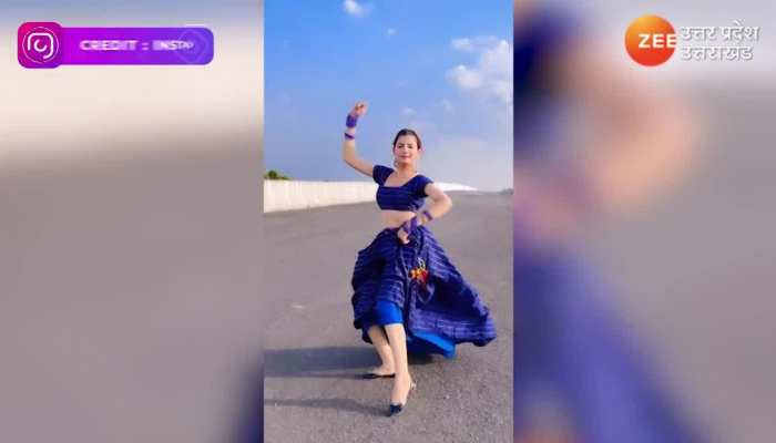 Azgar was lying in forest swallowing Shahi Bird thorns of bird were ...