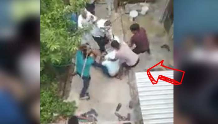 Viral Video Gori Maam Dances On Haryanvi Songs With Desi Munde Viral Video देसी मुंडे संग
