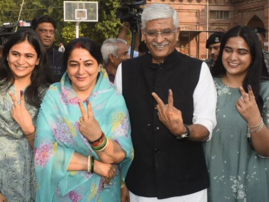Rajasthan Election 2023 Gajendra Shekhawat arrived with his family to ...