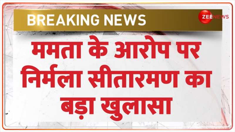 simran kaur flaunt her big breast cleavage in black bra and gave bold ...