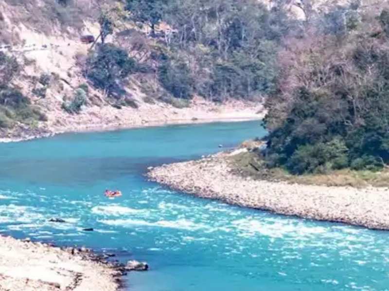 Toyota Innova Hycross Base Model vs Hyundai Creta Top Model | Creta के ...